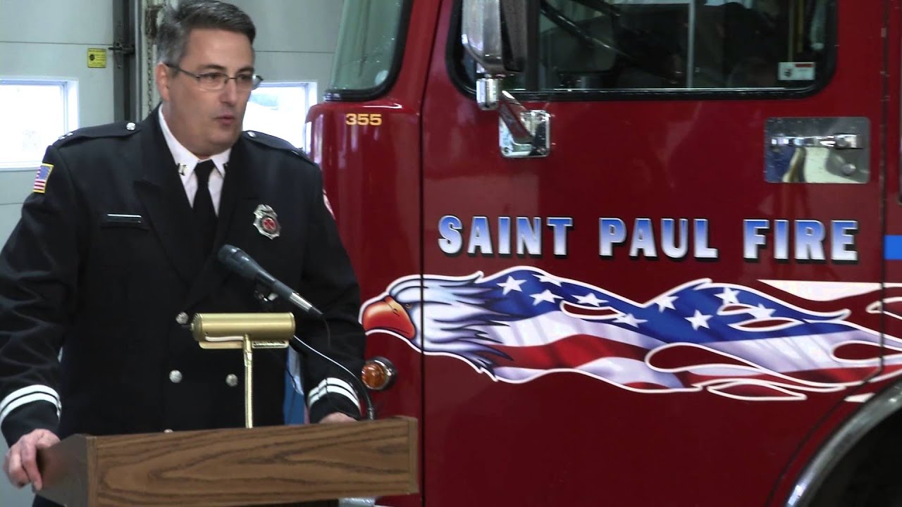 Captain Dennis Jones Receives Fire Service Award - YouTube
