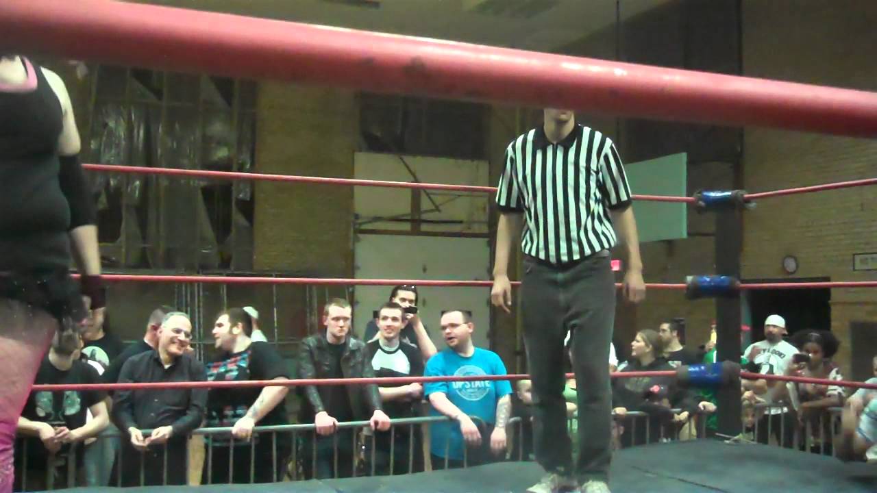 "The Princess" Chrissy Johnson vrs Nikki Rampage - YouTube