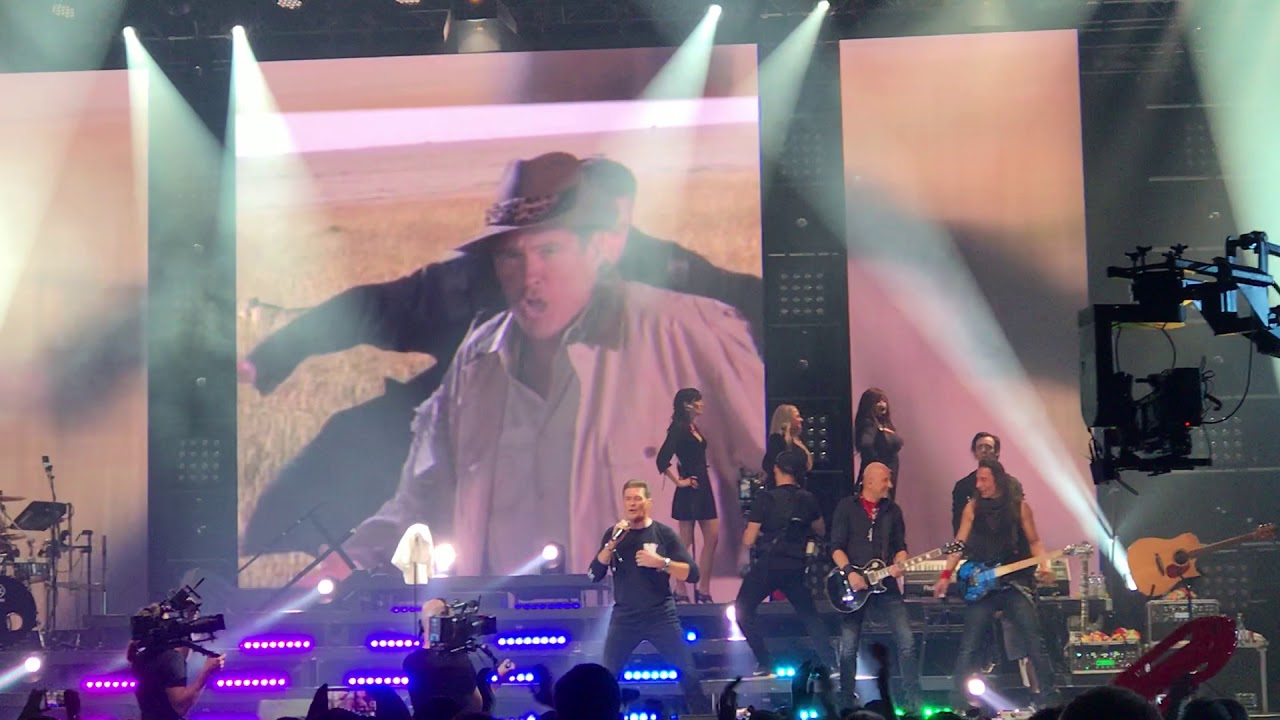 david hasselhoff live - hooked on a feeling 2018 - YouTube