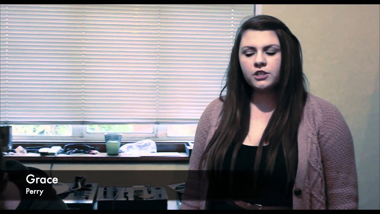 Grace Perry Acoustic Session - YouTube