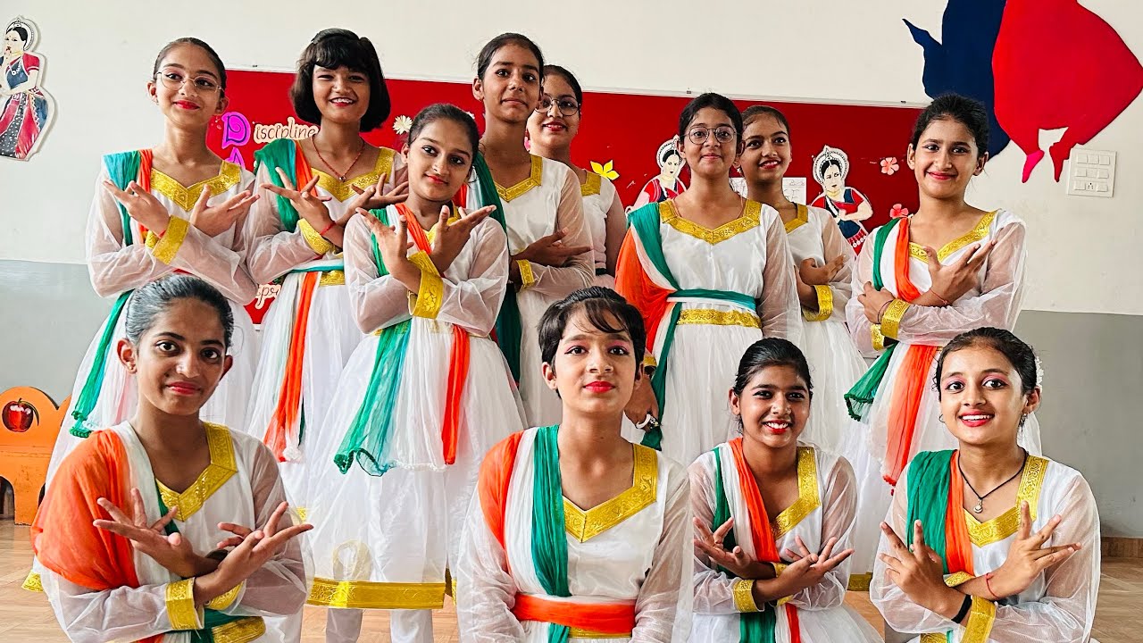 Des Rangila /dance Bollywood |movie fanaa /Amir khan /kajol 🇮🇳 - YouTube