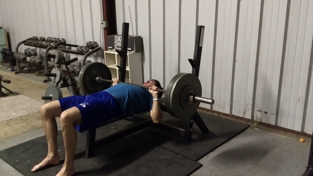 340 pause bench press - YouTube