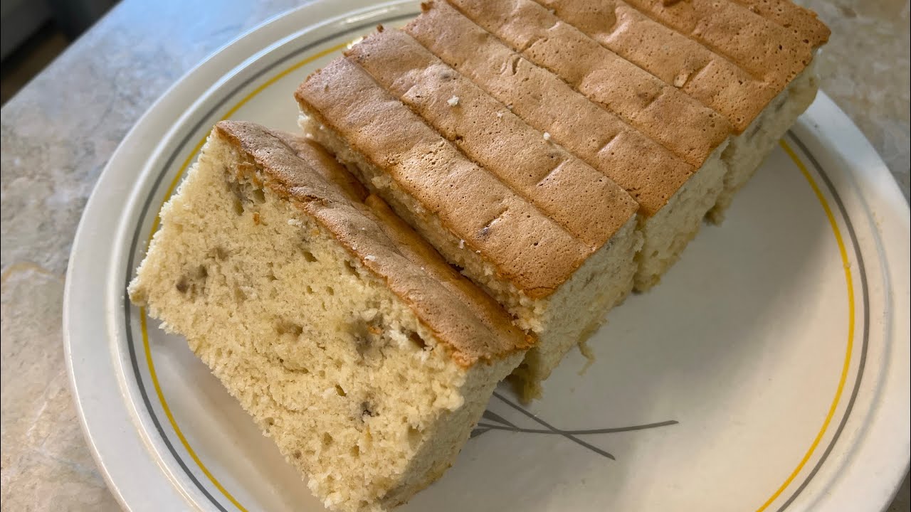 Supreme Banana Sponge Cake - YouTube