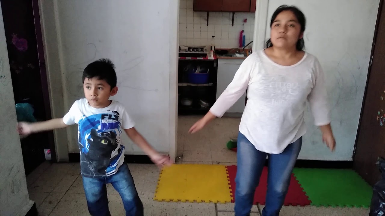 Bailando Con Mi Mamá Felices Youtube