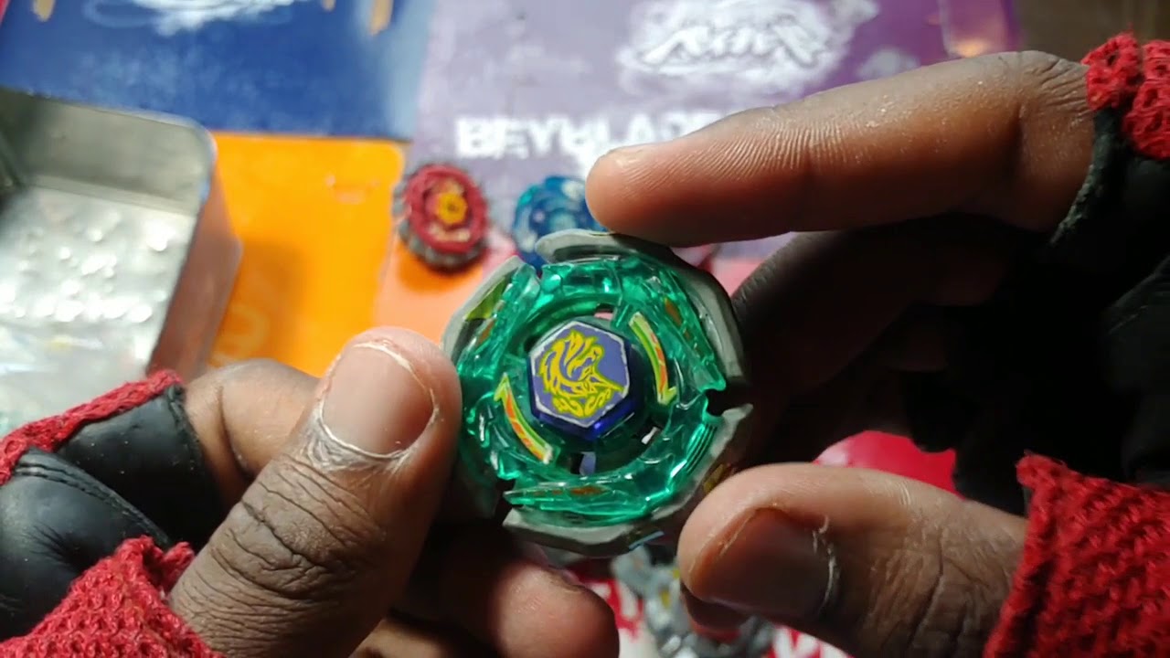 SURPRISE! MASSIVE Beyblade Unboxing 7! - YouTube
