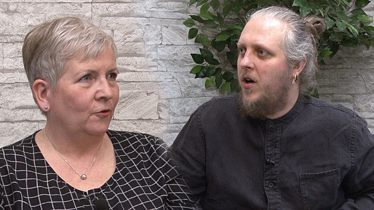 PUNKTum Zu Gast: Claudia Hacker & Christian Diener - YouTube