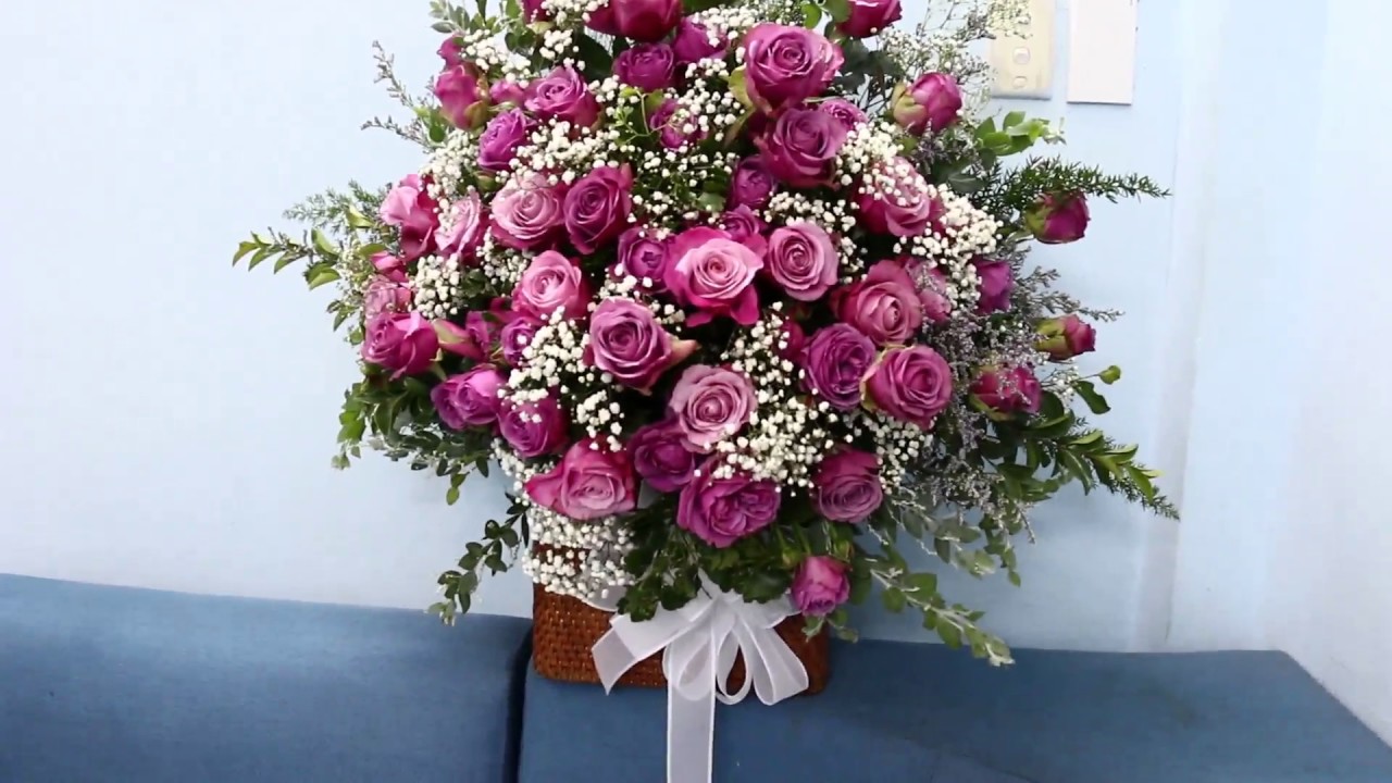 Purple rose flower arrangement - FloristSaigon.com - YouTube