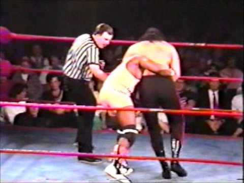 IWA Championship Wrestling - Derrick "Starfire" Dukes vs Al "The Sledge ...