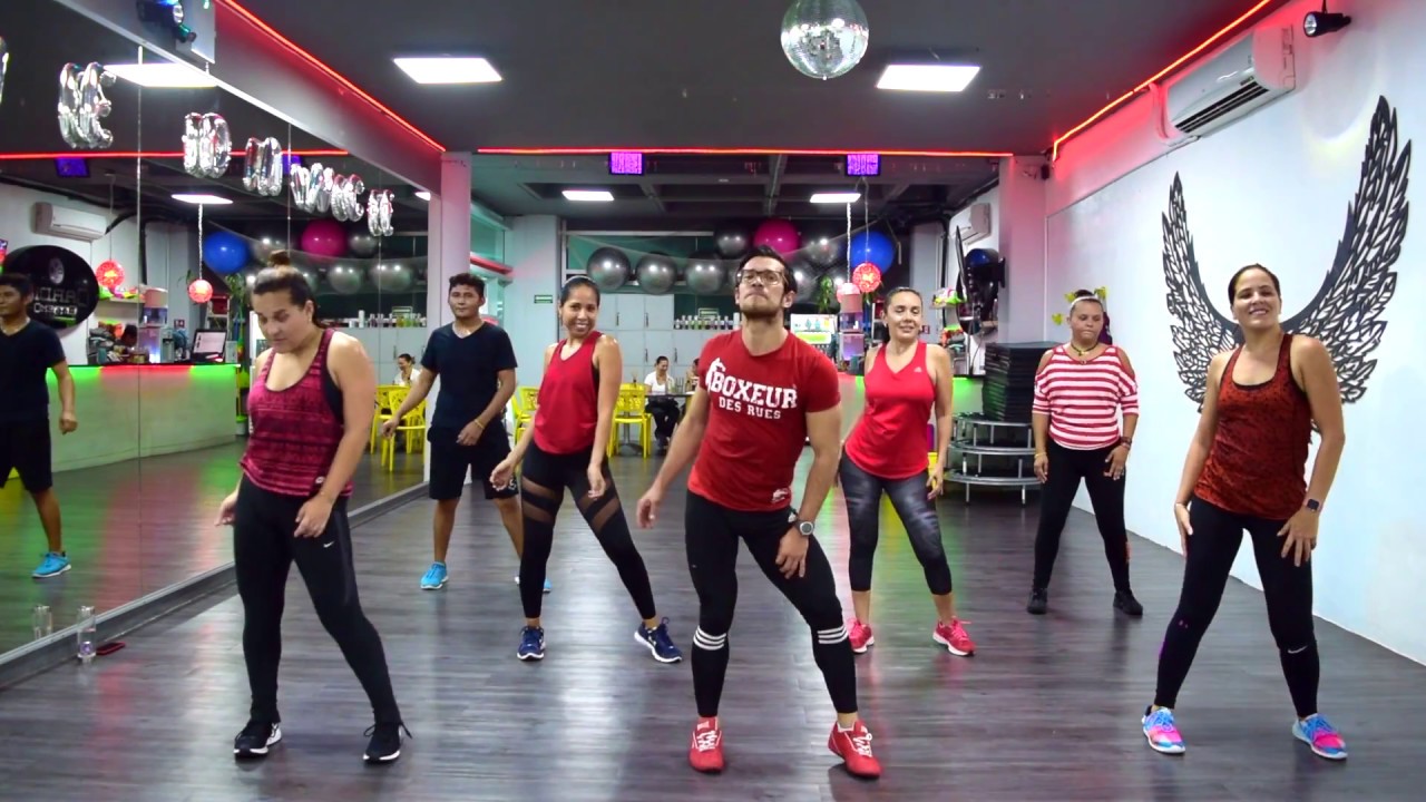 Felices los 4 - Maluma by Cesar James / Zumba Cardio Extremo Cancun ...
