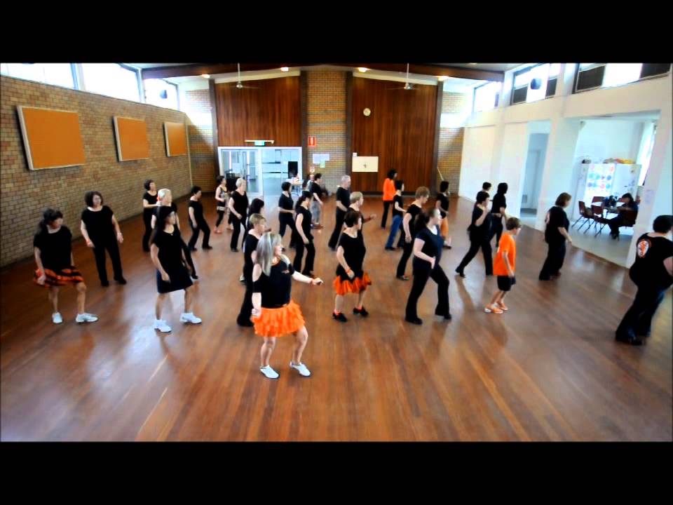 CROCODILE ROLL - YouTube