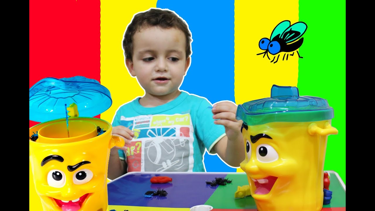 Brincando com o Jogo Mosca Loka!! Em Português Toys Kids - YouTube