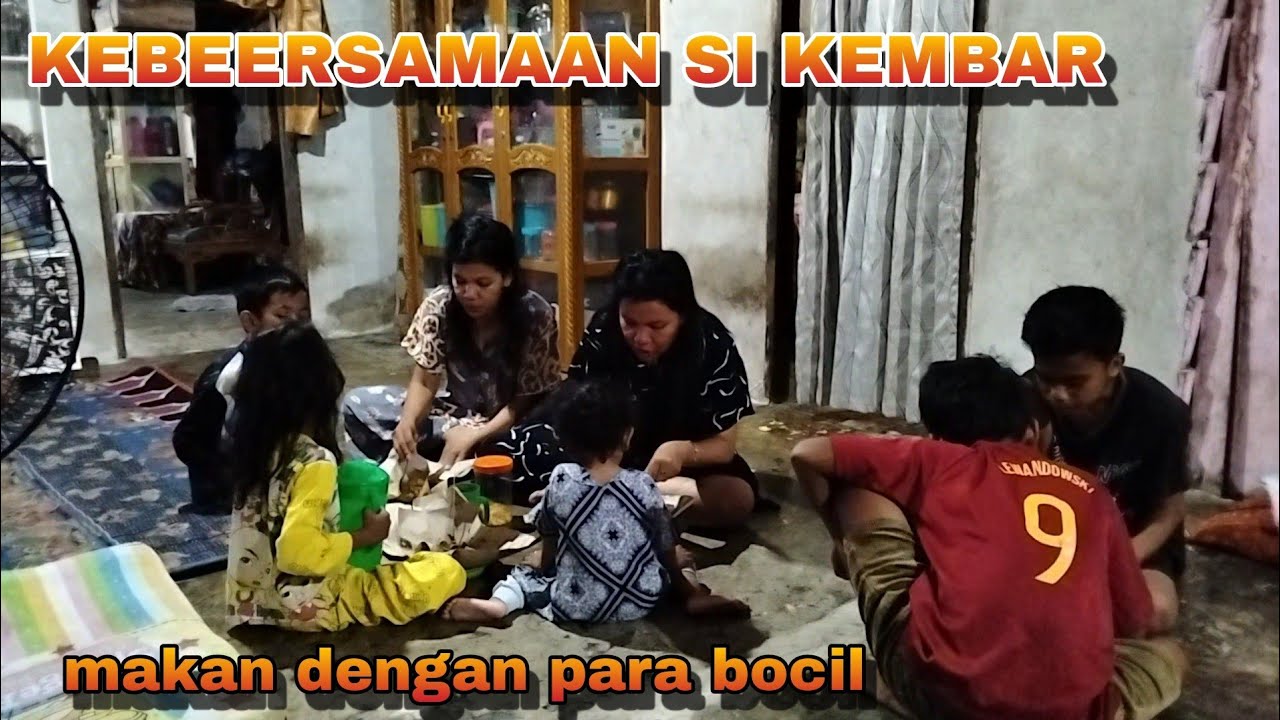 kebersamaan si kembar makan bersama para bocil - YouTube