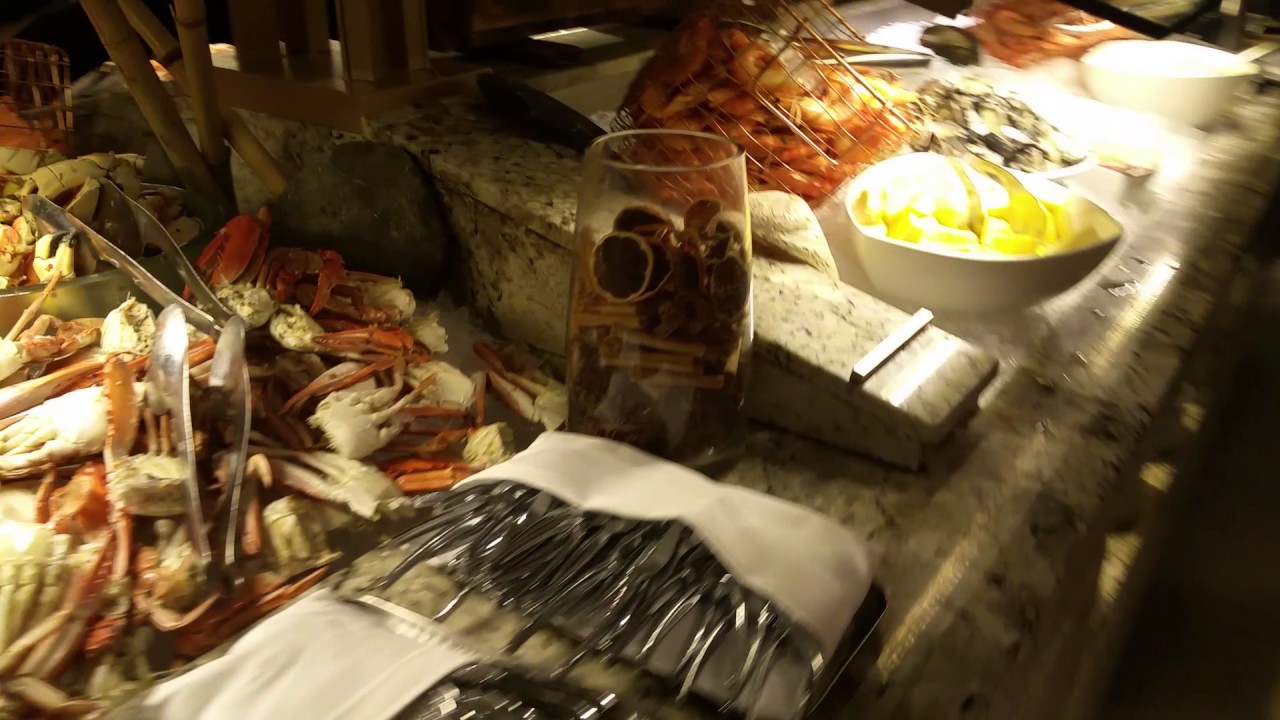 Seafood buffet at the Intercontinental hotel Sydney - YouTube