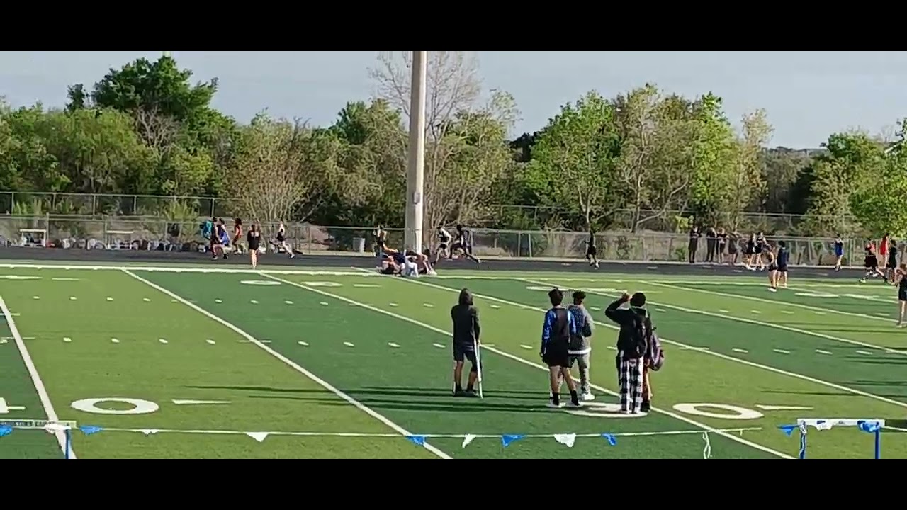 Mikayla Shearin running w/Wagner middle school 4x1 relay at Forbes ...