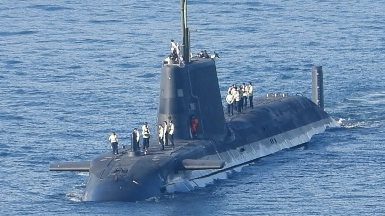 HMS Anson S123 Submarine Docking - 11:34 Sunday 2nd February 2025 ...