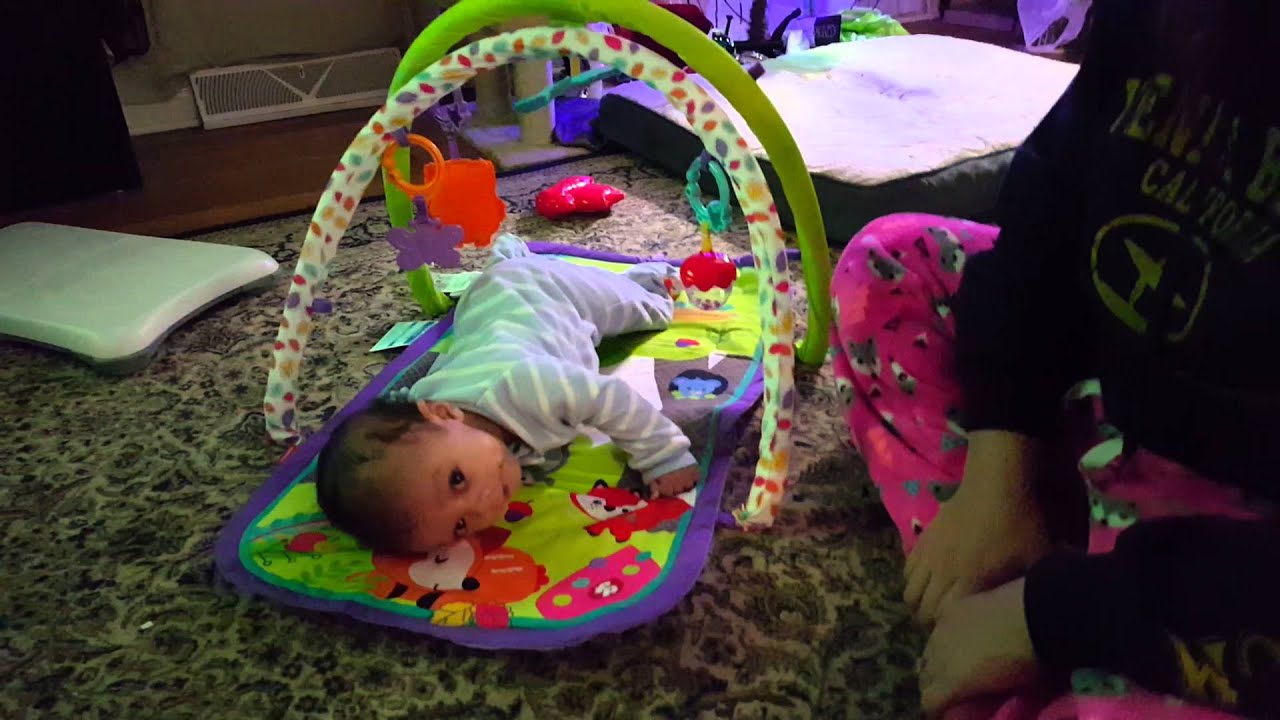 Nolan does push ups - YouTube