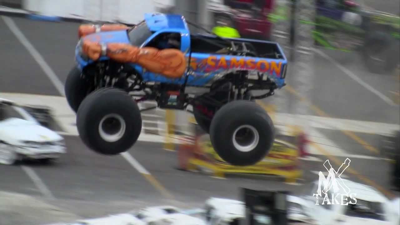 Bristol Motor Speedway Monster Trucks - YouTube
