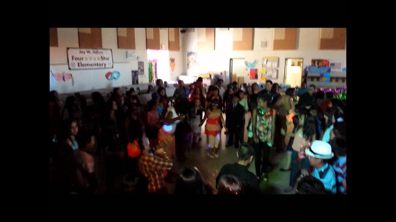 Jay Jeffers Elementary School fifth grade Wobble - YouTube