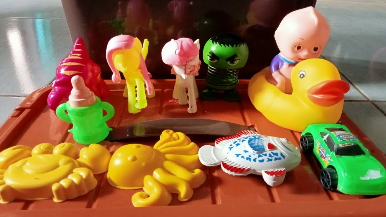 MENCARI MAINAN||Hunting mainan|mencari harta karun mainan - YouTube