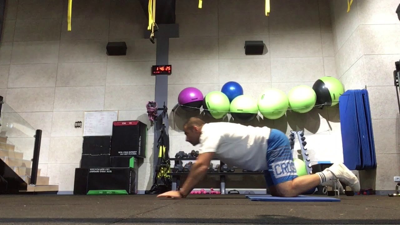 Chest to pass - YouTube