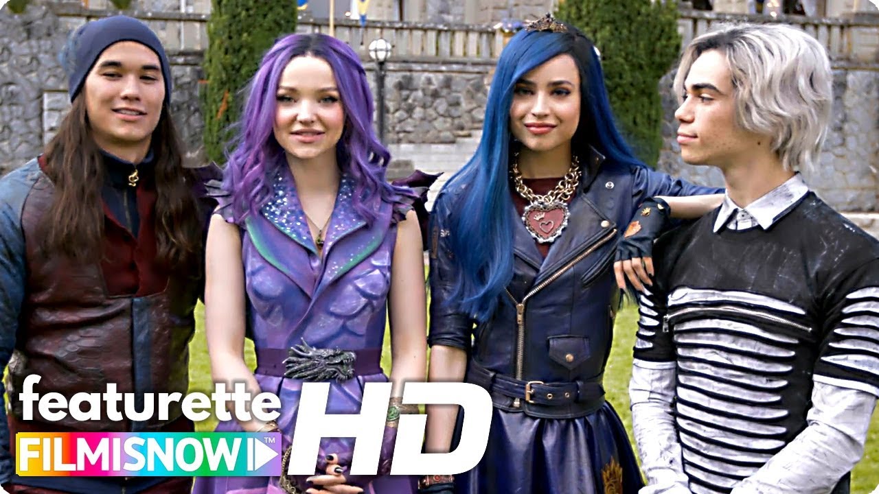 DESCENDANTS 3 | Discover the secrets of Auradon & Villain Fashion - YouTube