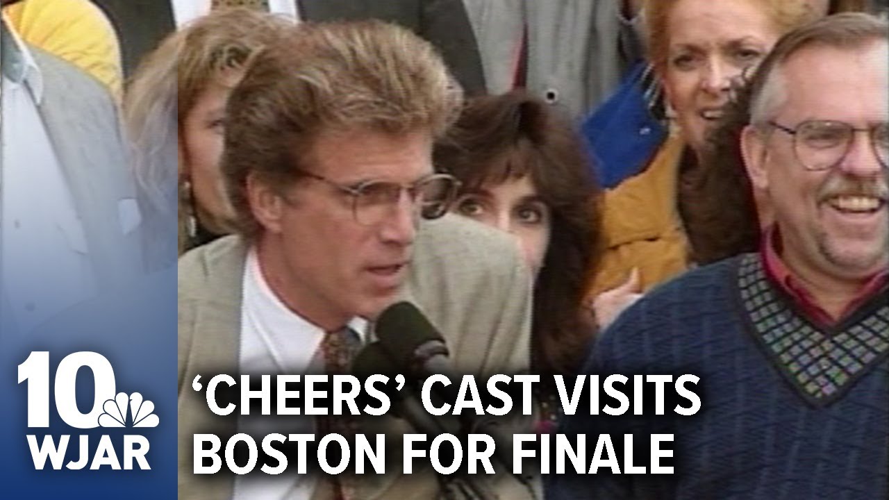 'Cheers' finale draws thousands to Boston - YouTube