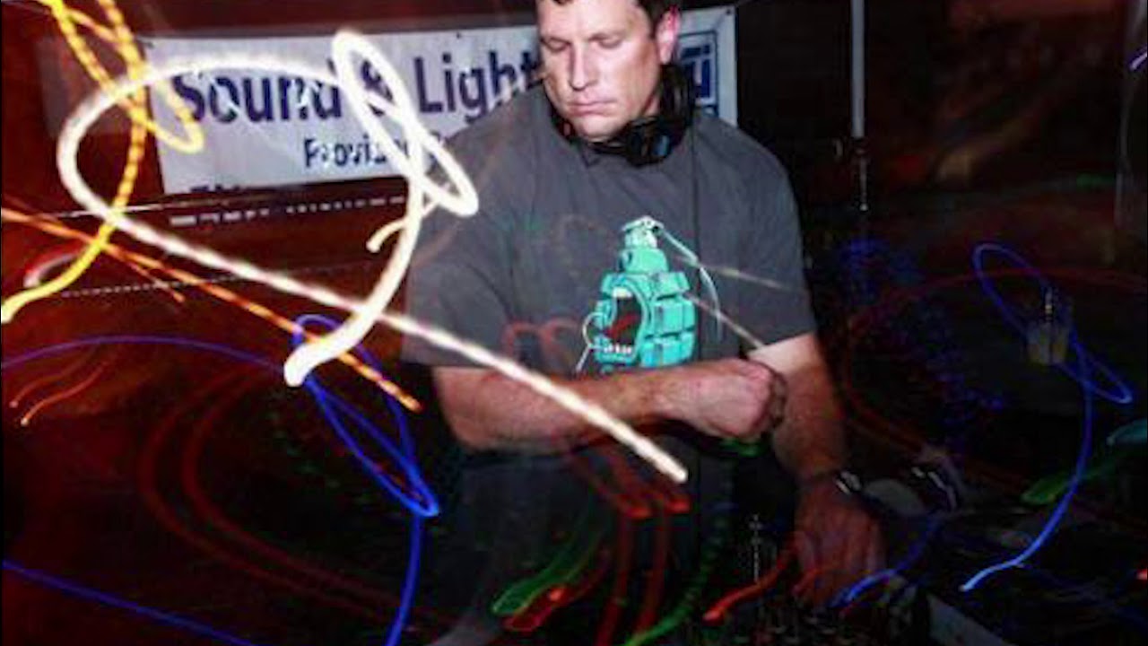 Terry Mullan - Live At Rejuvenation (St. Louis 1994) - YouTube