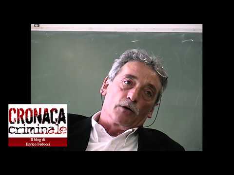 1/8 Mario Moretti e i ragazzi di via Pace (2004)