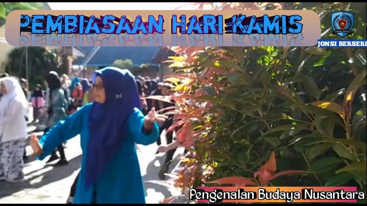 Tari Sanduk ( Salam Kerong ) - YouTube