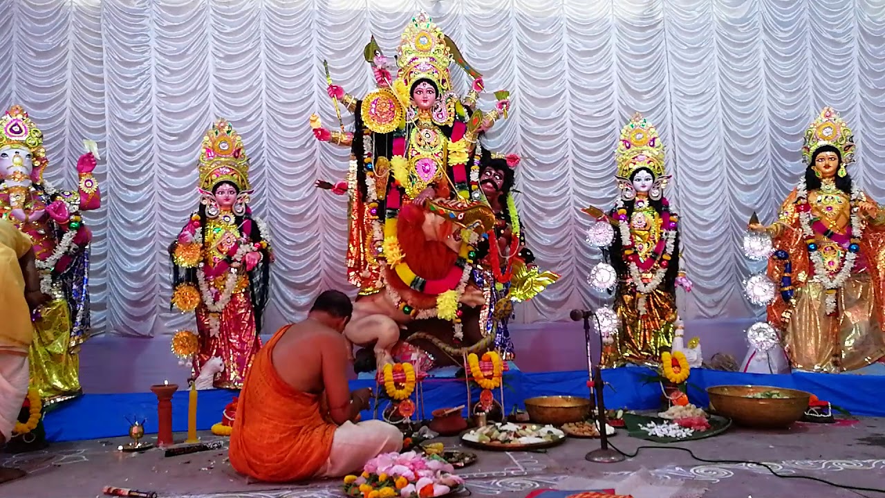 #DEBI DURGA #PUJO IN BENGAL #MAA DURGA #দেবী বন্দনা #বাংলায় মার্তৃ ...