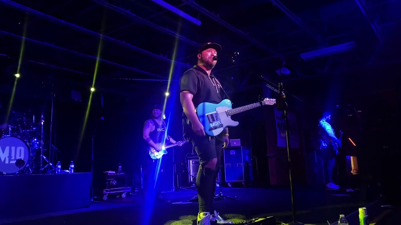 Mitchell Tenpenny - Anything She Says (Live) @ The Ranch Concert Hall ...