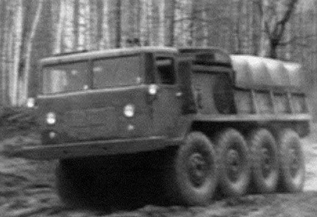 #1108. Zil 134 1957 (Prototype Car) - YouTube