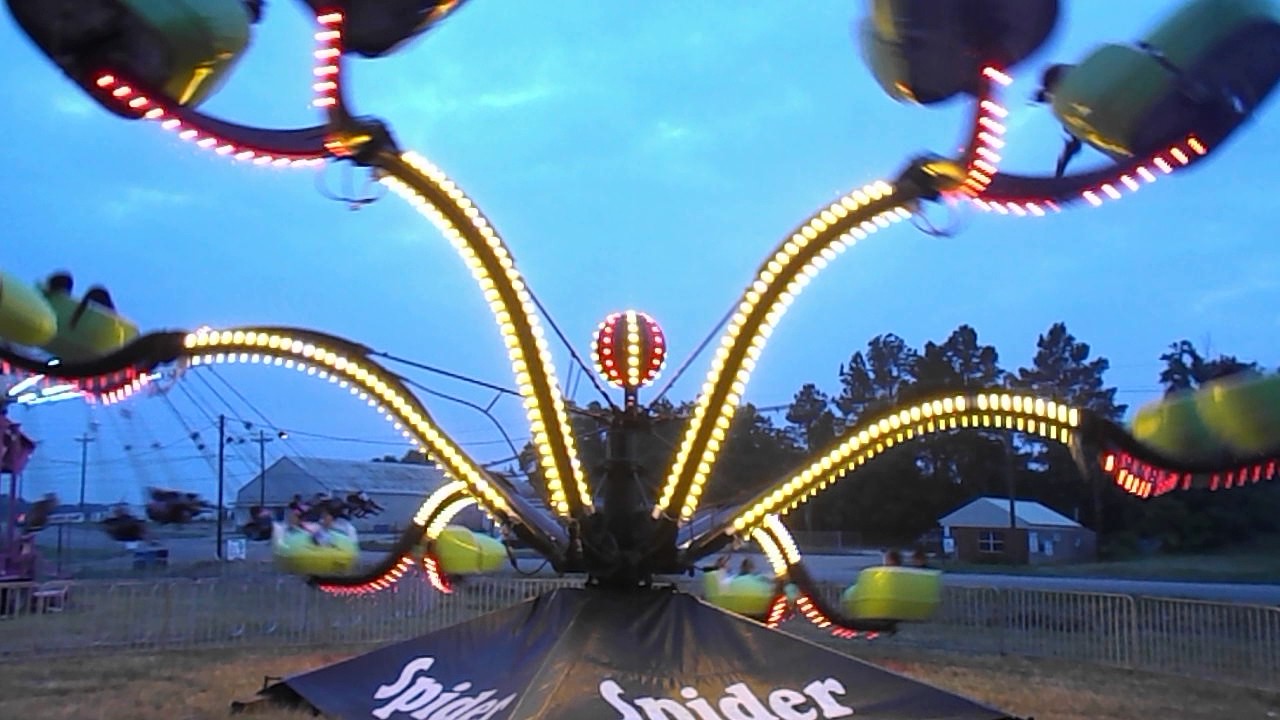Spider (Night Time Shot) | Mount Pleasant Texas | Fair - YouTube