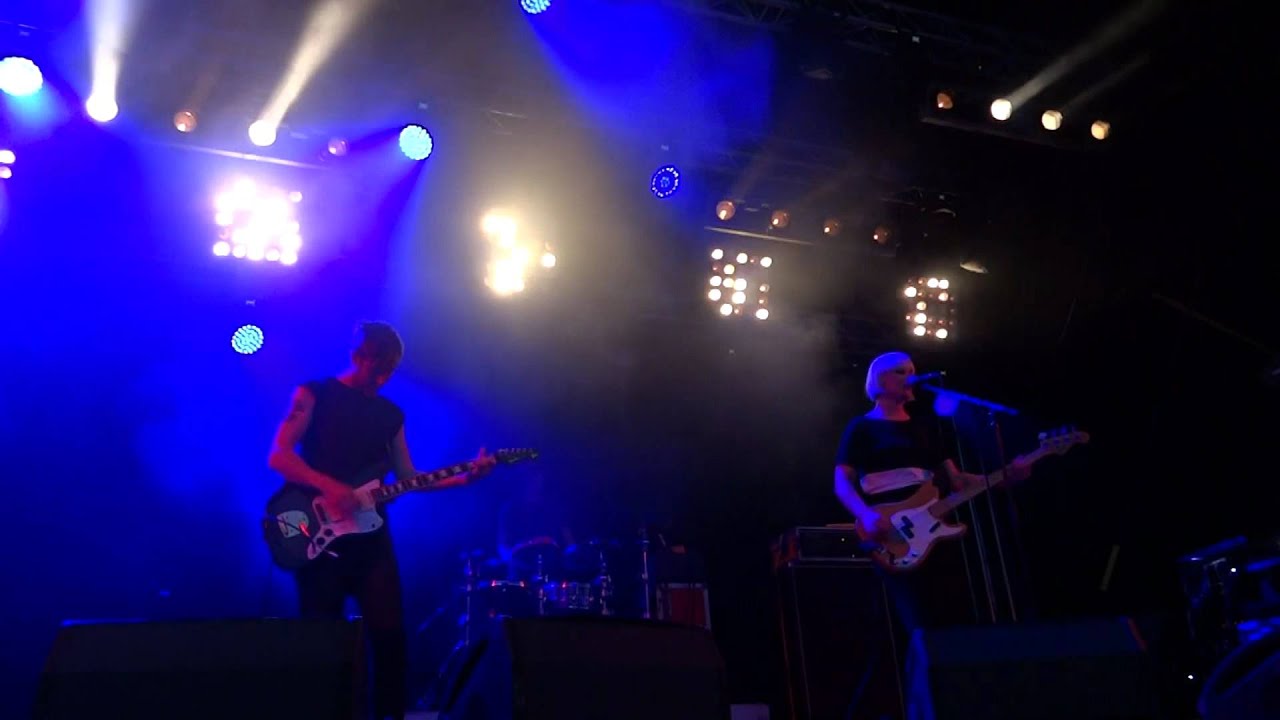 The Raveonettes (without Sune) - blush - live @ For Noise festival 2011 ...