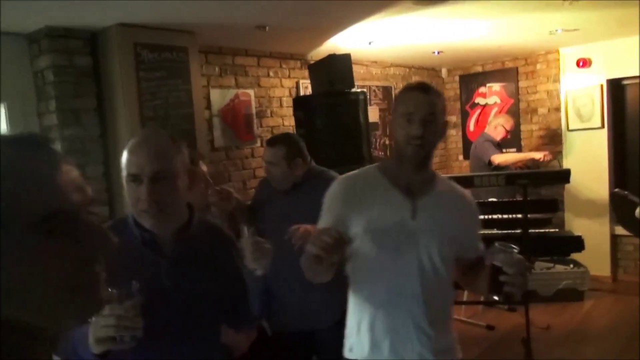 dj dan williams at hardys 29 5 2015 - YouTube