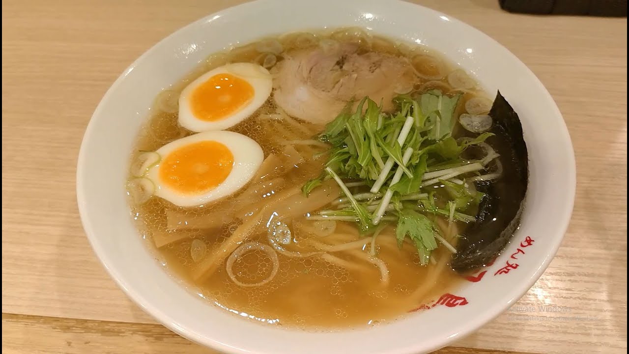 Shoyu Ramen, small but cozy ramen shop! - YouTube
