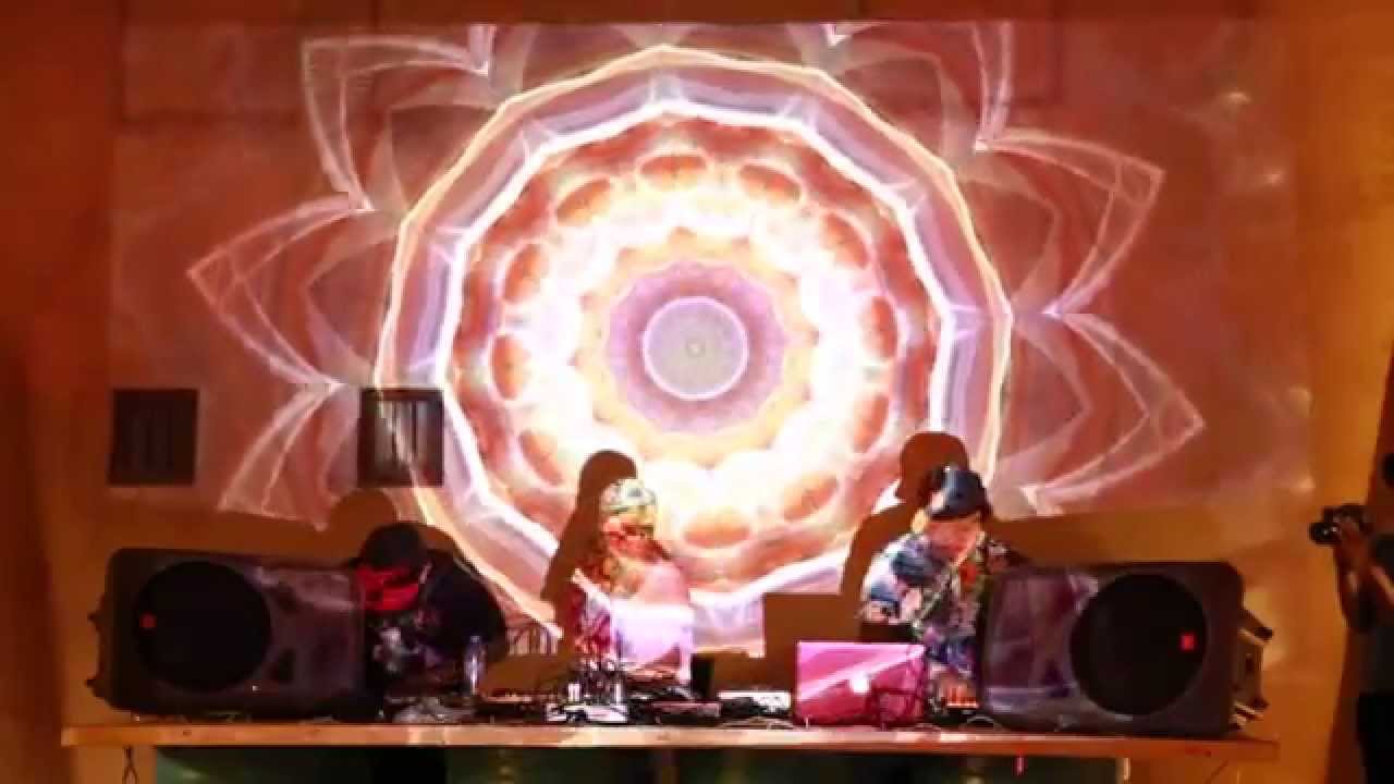 Parallel Sound System l Live at SIKKA Art Fair 2014 - YouTube