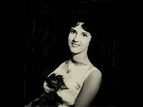 Janet Vogel Rapp (Skyliners) - "Dry Your Eyes" 1968 - YouTube Music