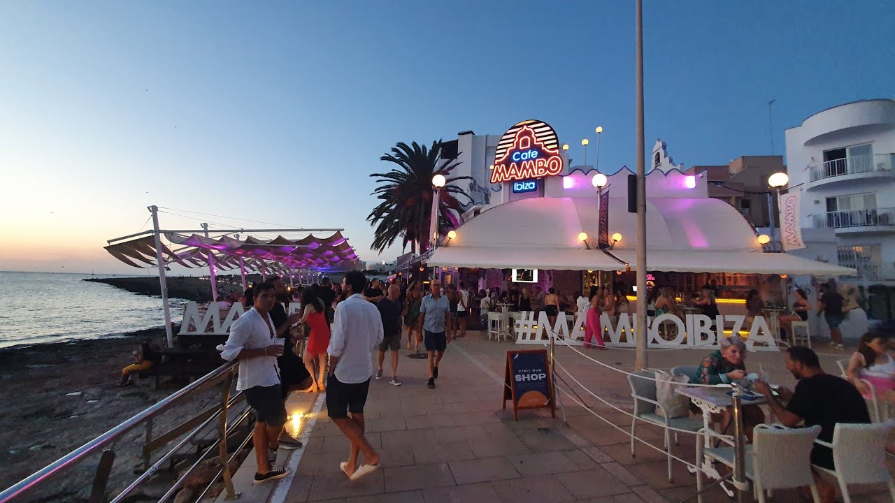 CAFE MAMBO and CAFE DEL MAR IBIZA 2021 SUNSET TOURIST STRIP - YouTube
