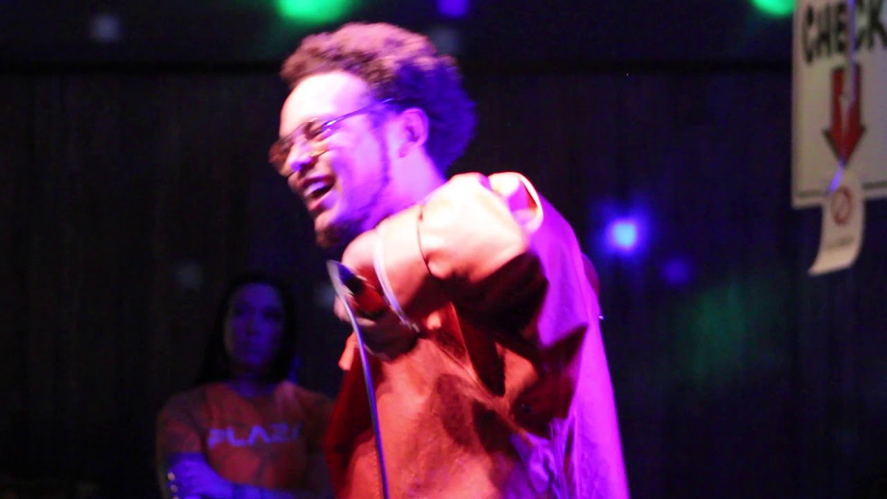 Isaiah Small Live in Minneapolis - YouTube