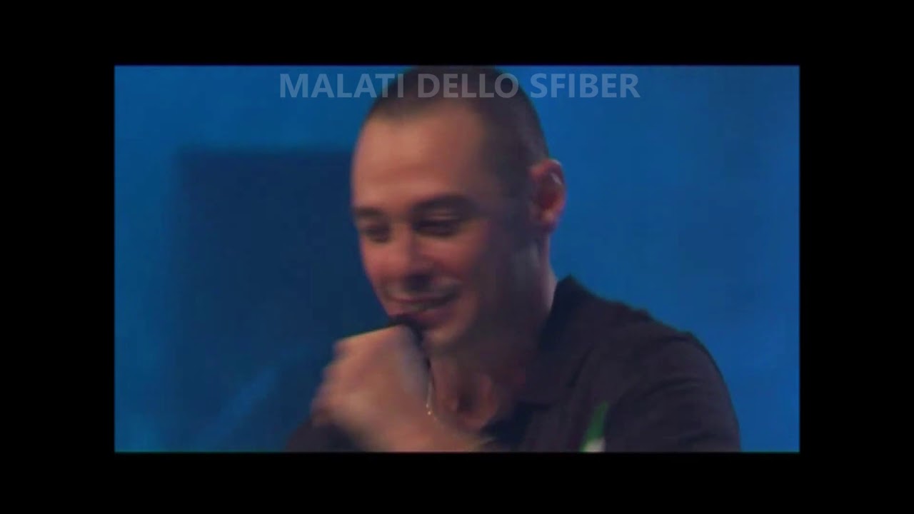 Fabri Fibra - Storytellers MTV (2010) [COMPLETO] - YouTube