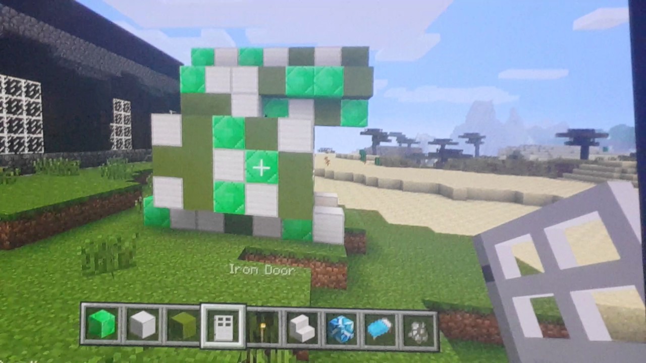 ( How to make a tank in mincraft ) - YouTube