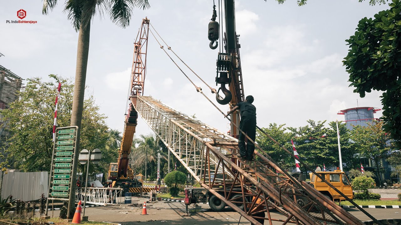 SETTING UP A FULL TOWER CRANE ! PROSES PEMASANGAN FULL TOWER CRANE ...