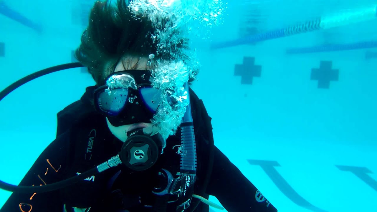 Dylan in scuba class - YouTube