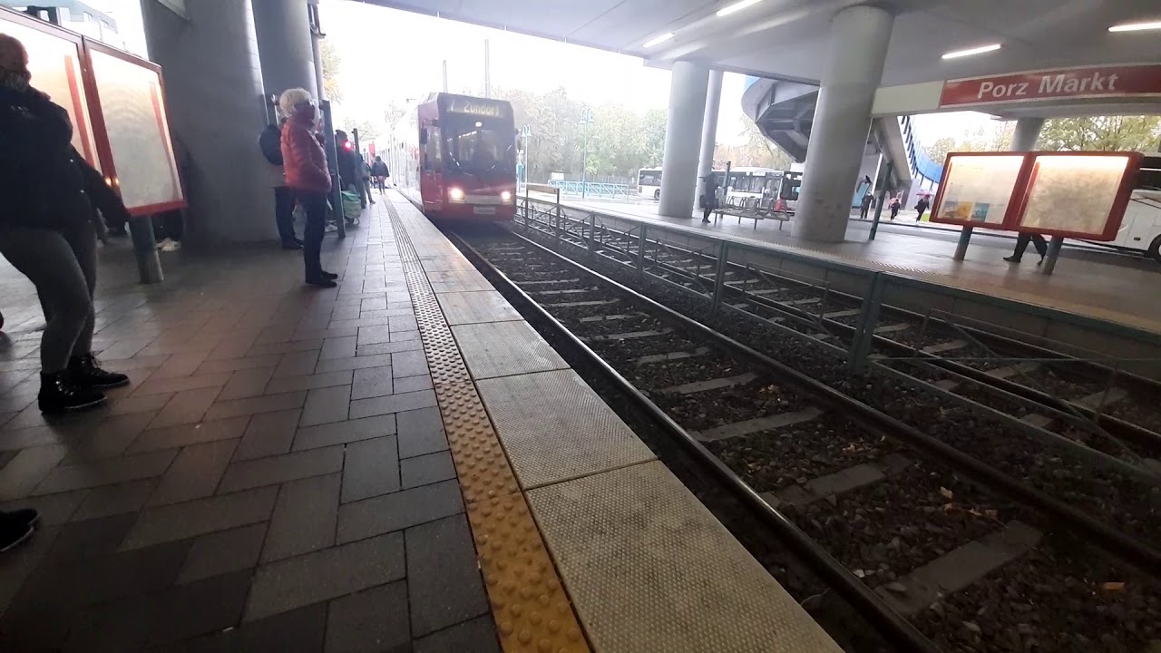 KVB Einfahrt Linie 7 K4000 - YouTube