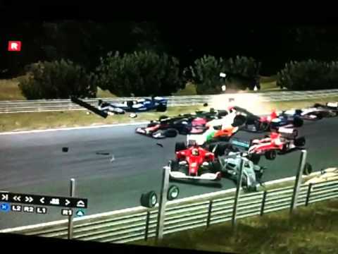F1 2010. HUGE CRASH. SPA. FERRARI - YouTube