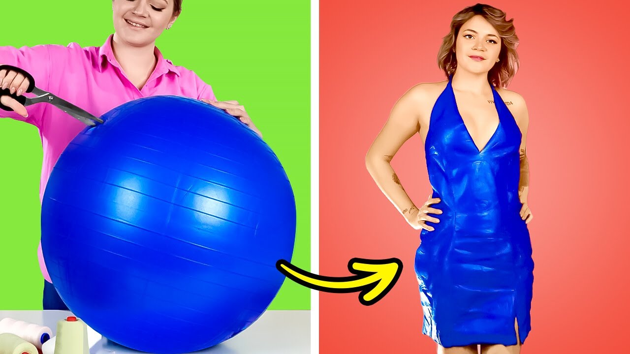 They Transform Old Clothes to Create a New Look - YouTube