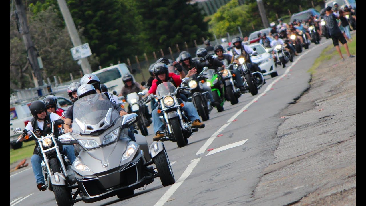 2014 Newcastle toy Run Part 1 - YouTube