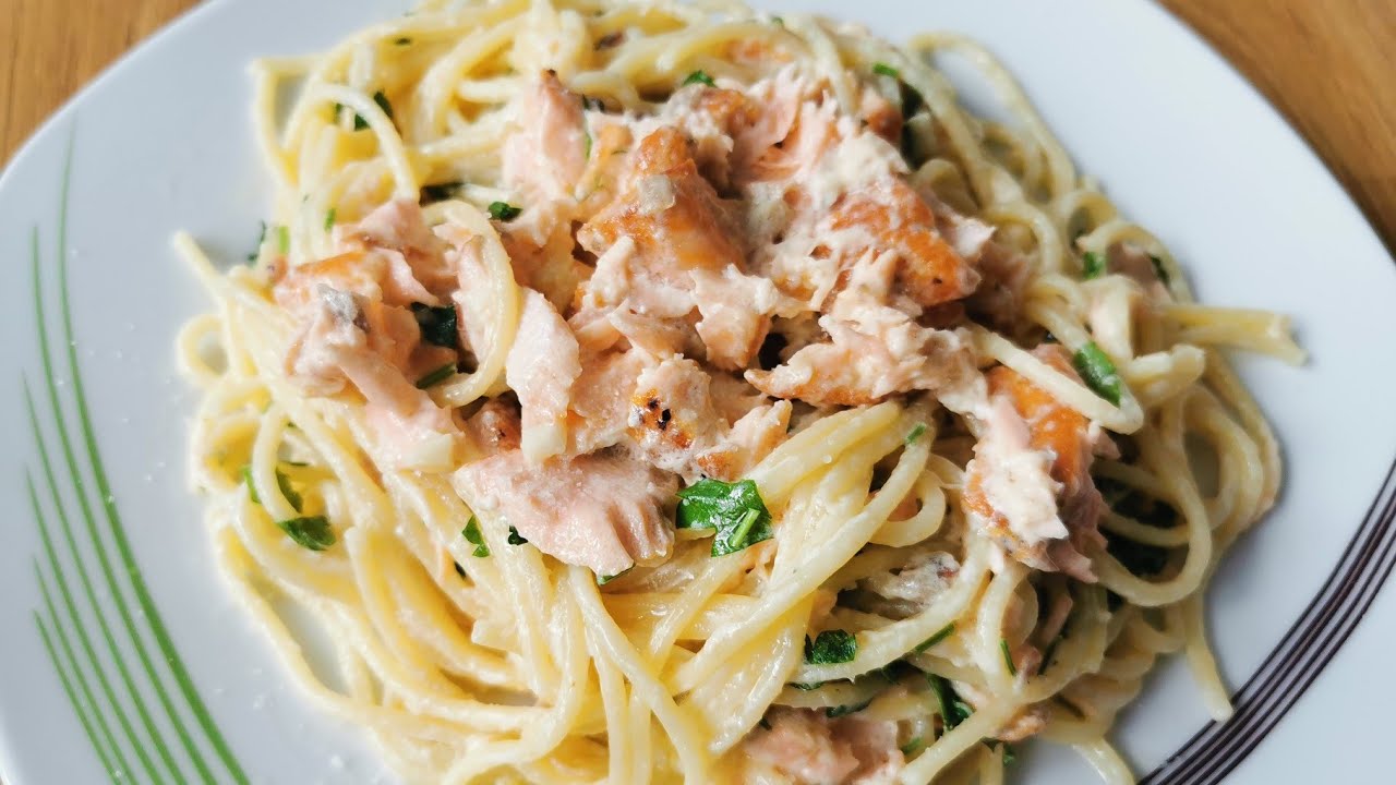 Paste cu somon | Creamy Salmon Pasta - YouTube