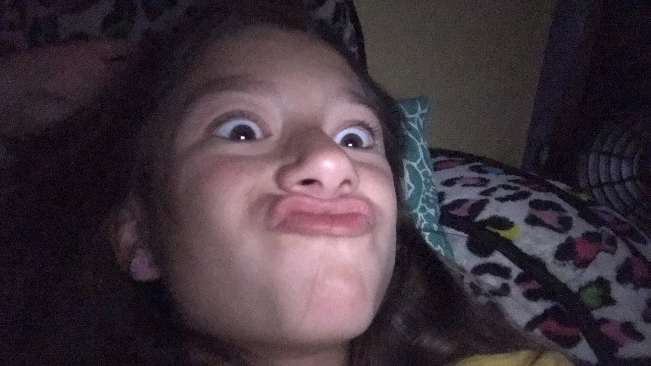 Hi I’m bored come and we can talk - YouTube